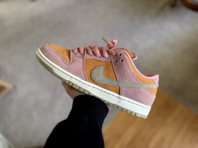 Nike SB Dunk Low Red Stardust Review